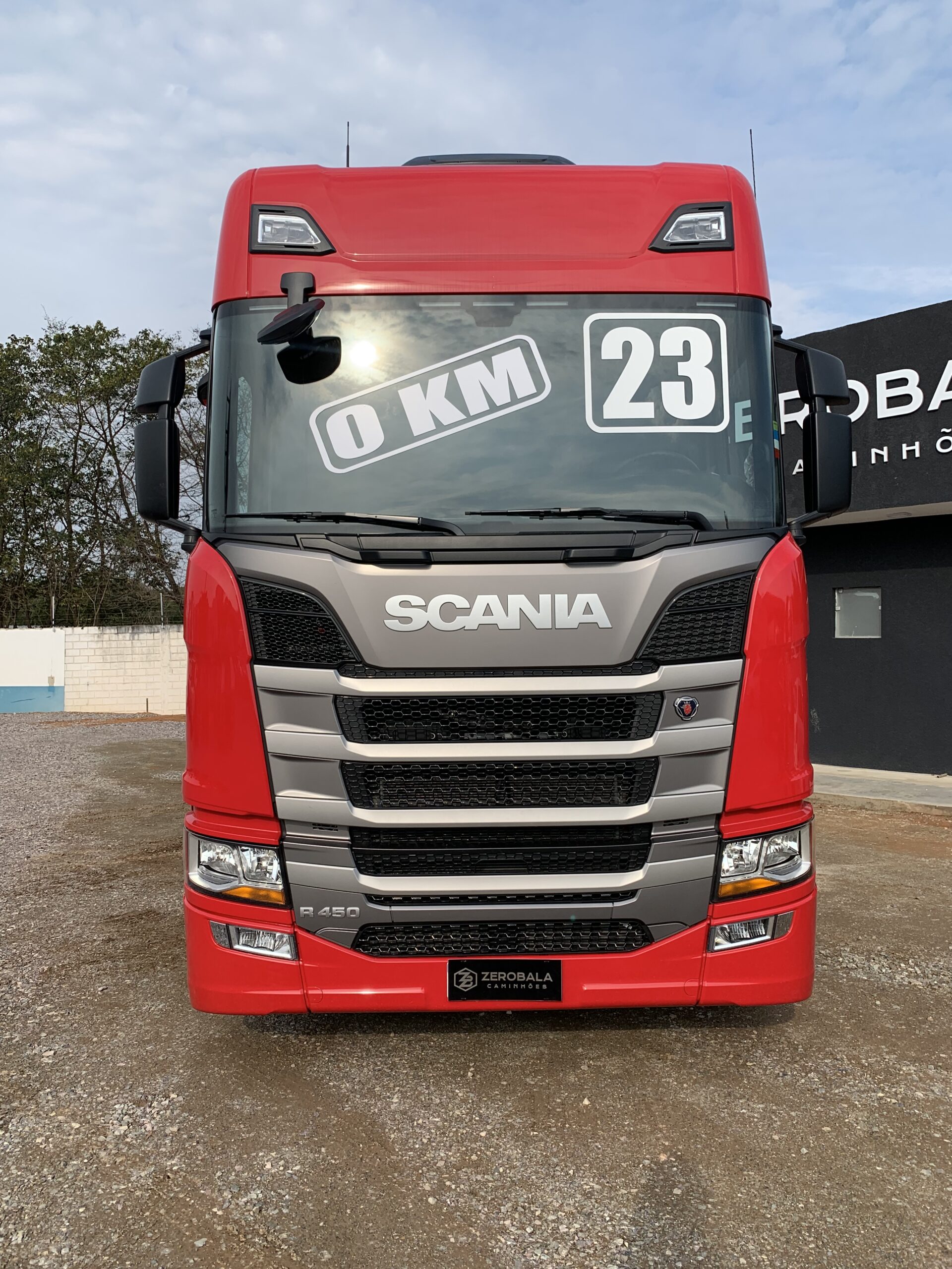 SCANIA R450 6X2 2023 – Zero Bala Caminhões